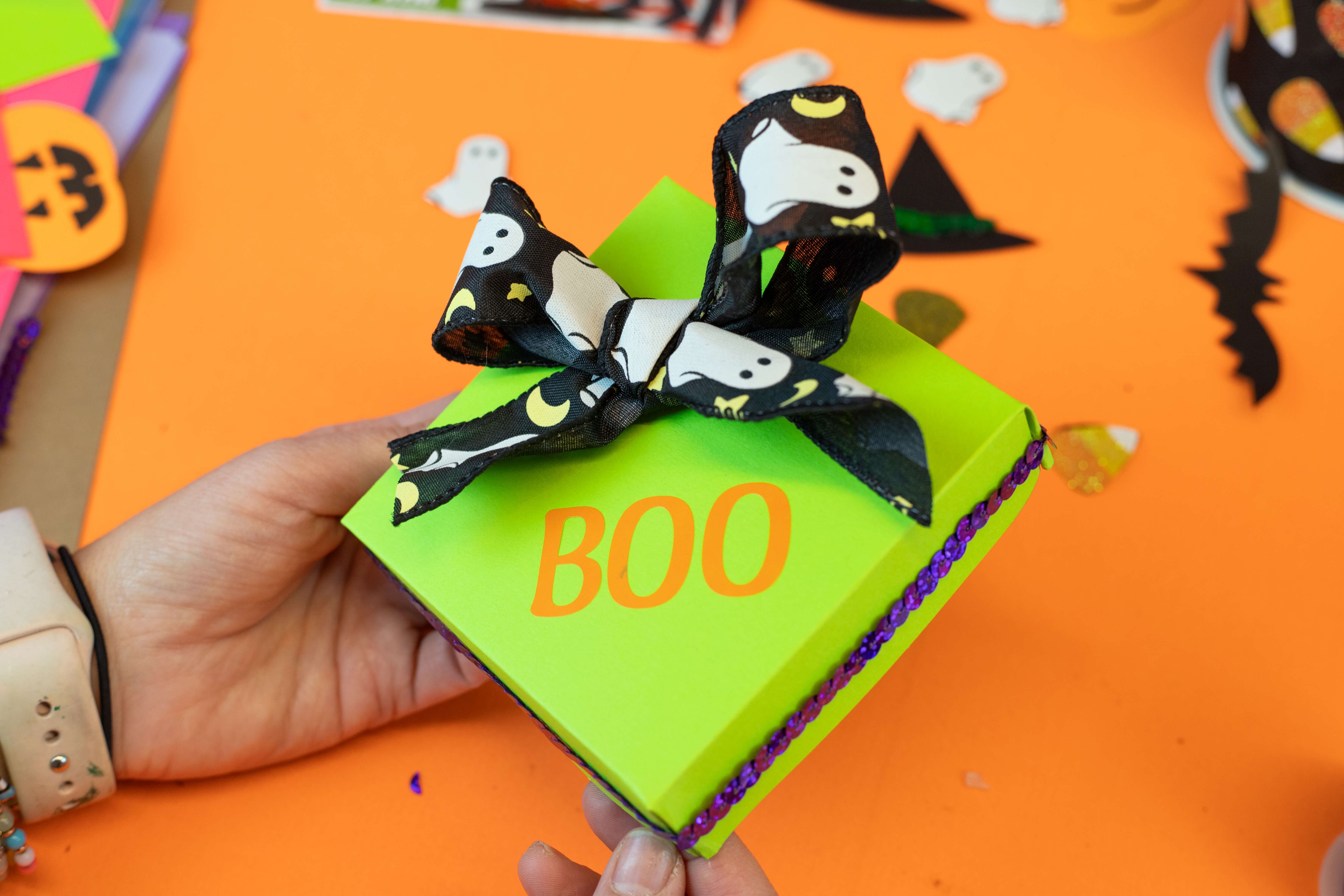 Halloween Surprise Treat Box | Colorize Your Life | ASTROBRIGHTS