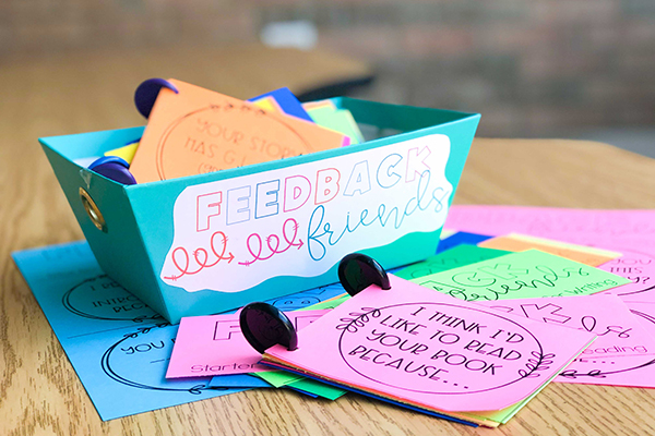 Feedback Friends Booklet | Colorize Your Classroom | ASTTROBRIGHTS