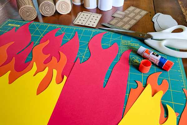 S’mores Campfire DIY Paper Playset | Colorize Your Life | ASTROBRIGHTS