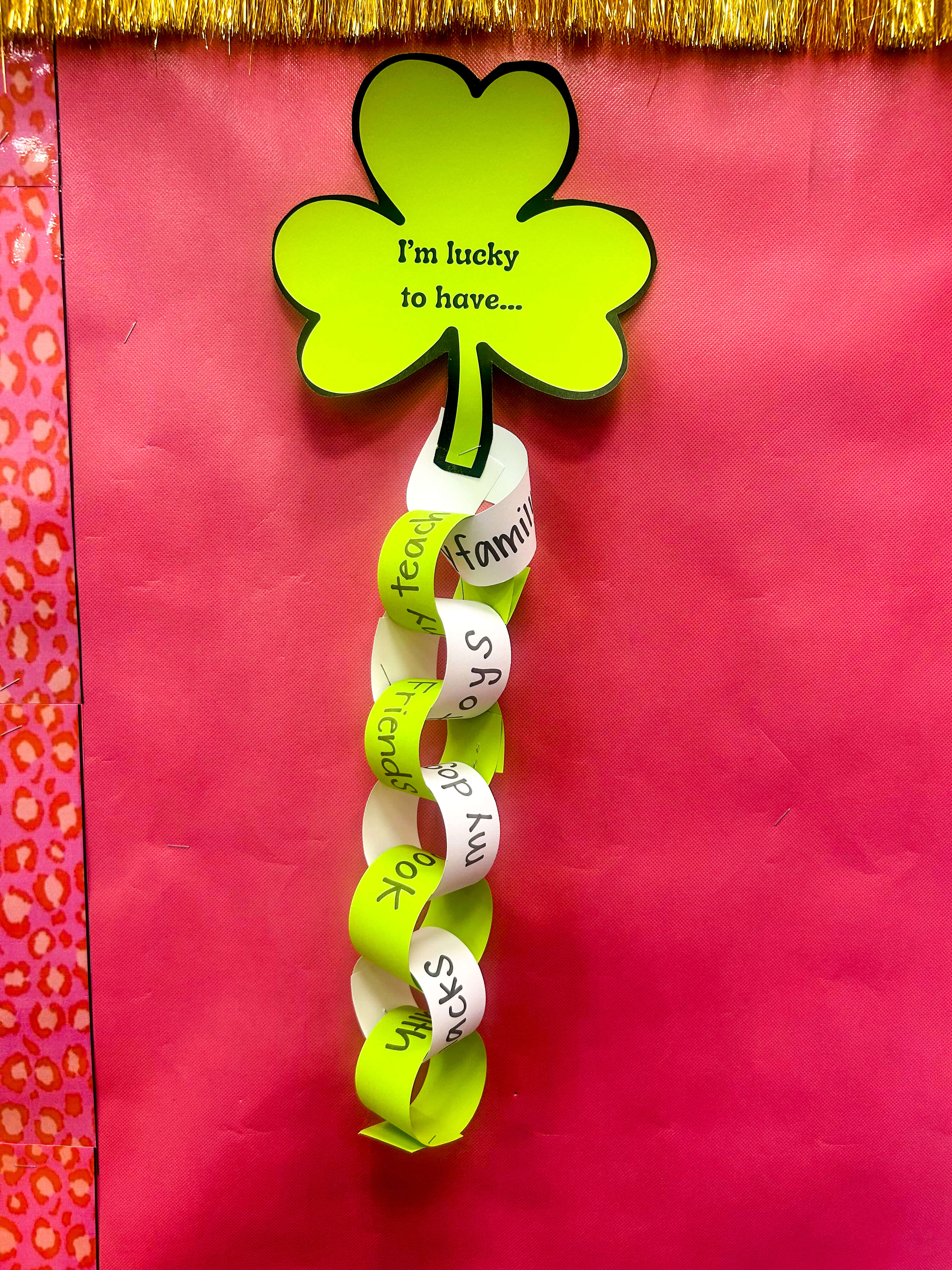 Lucky Shamrock Chain | Colorize Your Life | ASTROBRIGHTS